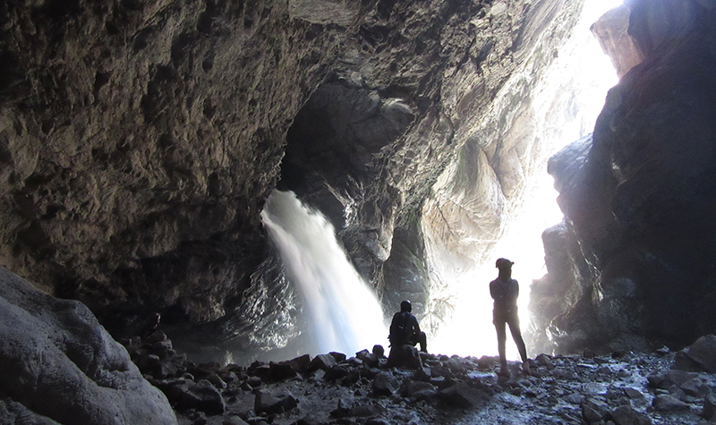 Caminata Subterranea | Autisha